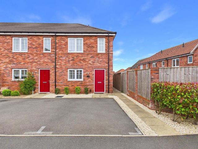 2 bedroom semi detached house for sale