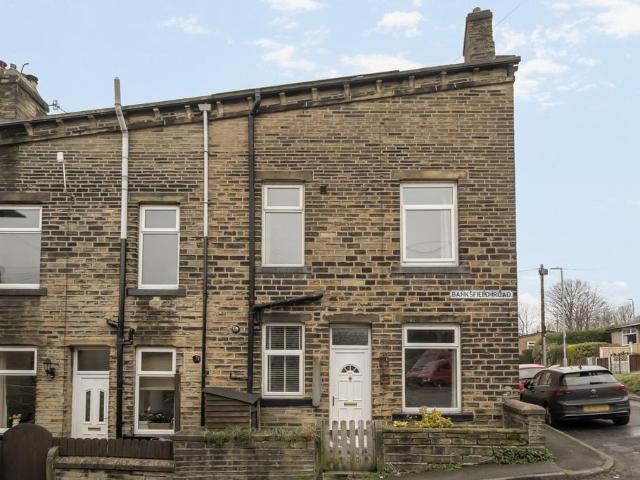2 bedroom end of terrace house for sale