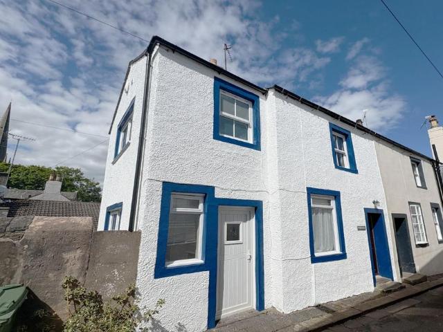2 bedroom end of terrace house for sale