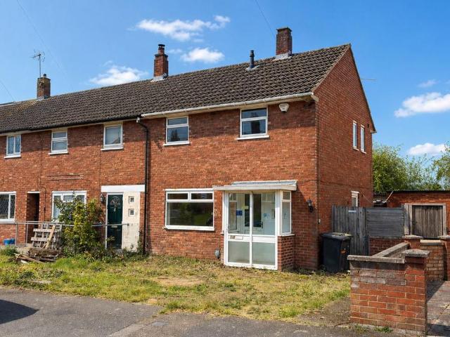 2 bedroom end of terrace house for sale