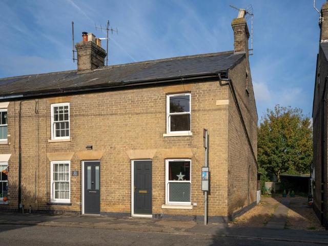 2 bedroom end of terrace house for sale
