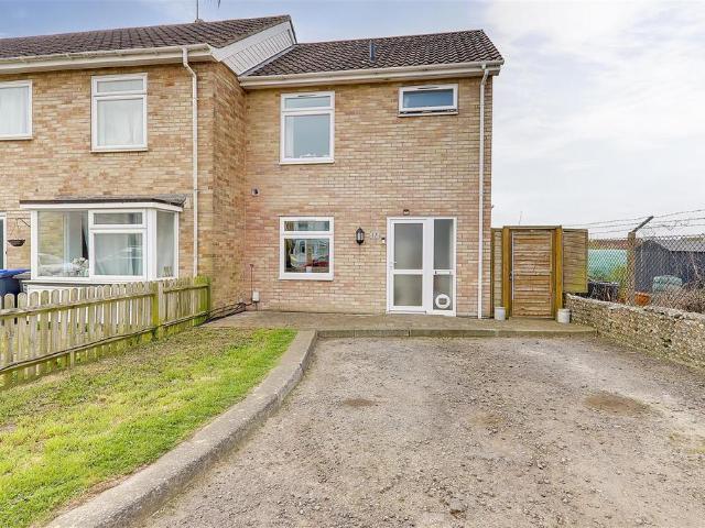 2 bedroom end of terrace house for sale
