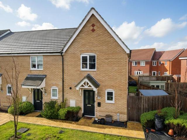 2 bedroom end of terrace house for sale