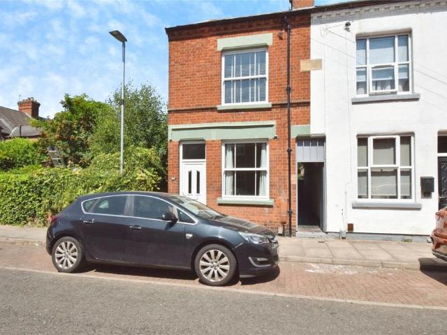 2 bedroom end of terrace house for sale