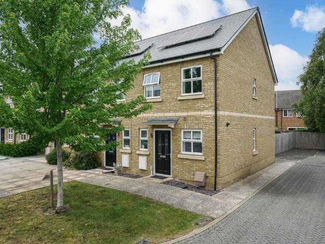 2 bedroom end of terrace house for sale