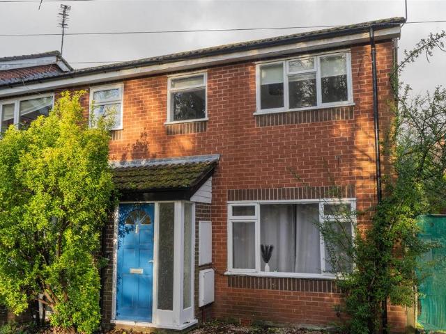 2 bedroom end of terrace house for sale