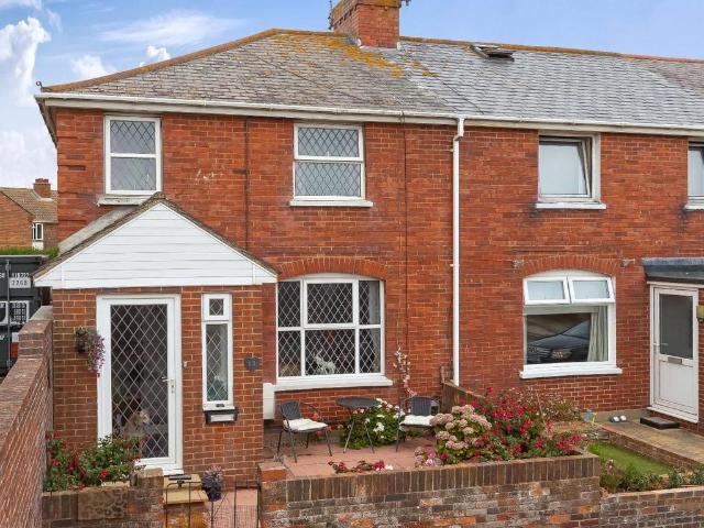 2 bedroom end of terrace house for sale