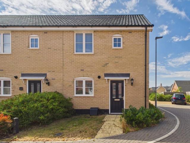 2 bedroom end of terrace house for sale