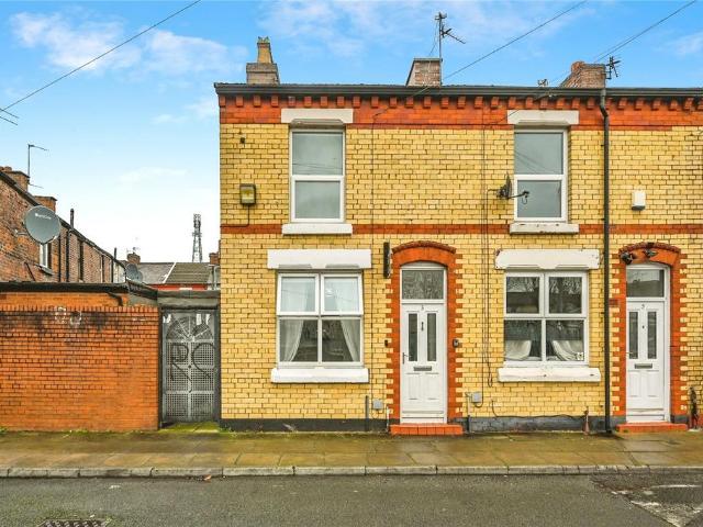2 bedroom end of terrace house for sale
