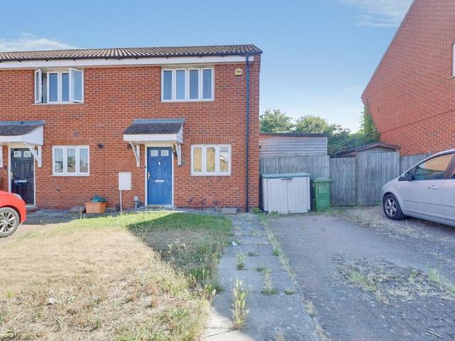 2 bedroom end of terrace house for sale