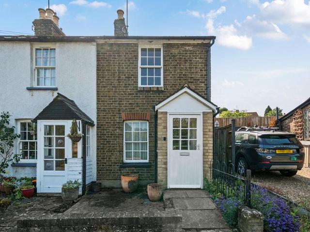 2 bedroom end of terrace house for sale