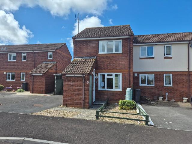 2 bedroom end of terrace house for sale