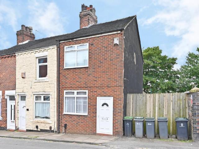 2 bedroom end of terrace house for sale