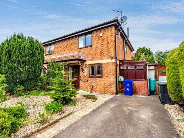 2 bedroom end of terrace house for sale