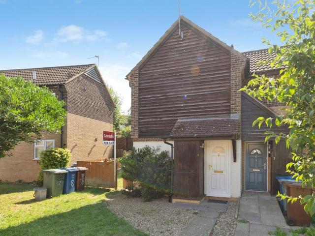 2 bedroom end of terrace house for sale