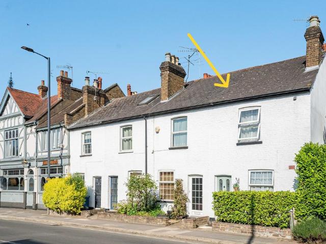 2 bedroom end of terrace house for sale