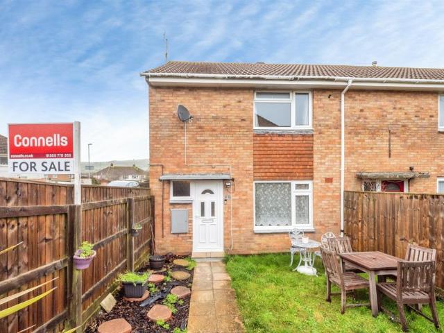 2 bedroom end of terrace house for sale