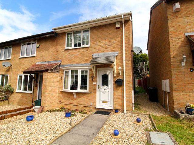2 bedroom end of terrace house for sale