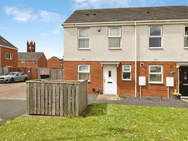 2 bedroom end of terrace house for sale
