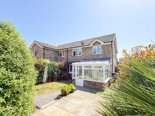 2 bedroom end of terrace house for sale