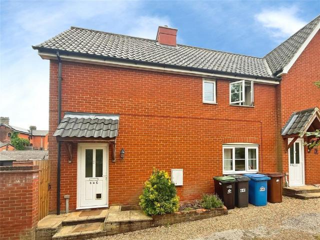 2 bedroom end of terrace house for sale