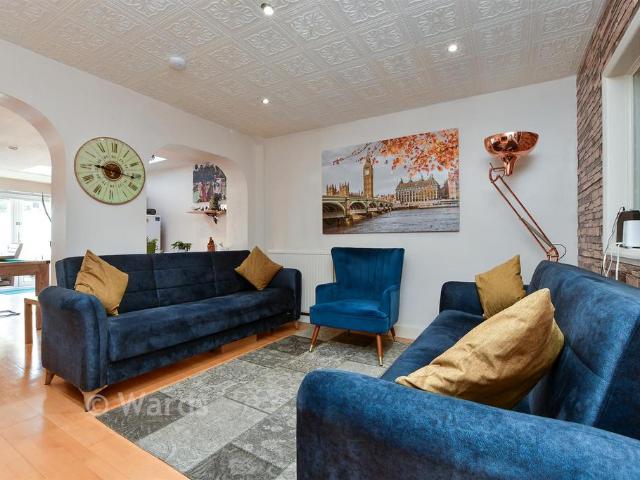 2 bedroom end of terrace house for sale