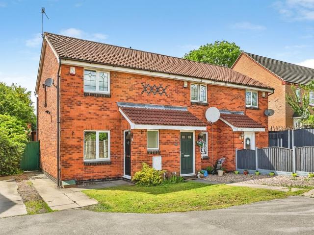 2 bedroom end of terrace house for sale