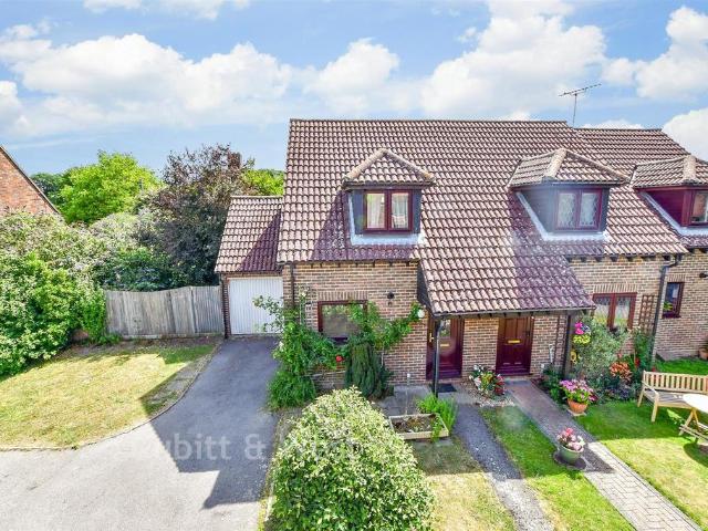 2 bedroom end of terrace house for sale