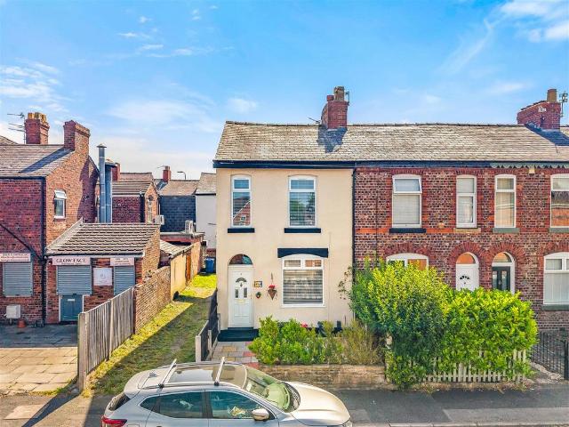 2 bedroom end of terrace house for sale