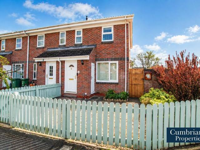 2 bedroom end of terrace house for sale