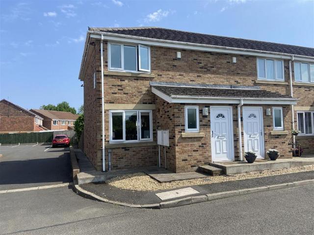 2 bedroom end of terrace house for sale