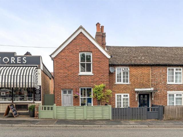 2 bedroom end of terrace house for sale