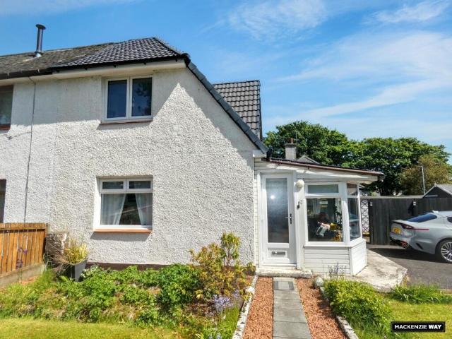 2 bedroom end of terrace house for sale