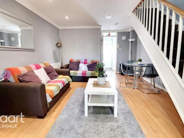 2 bedroom end of terrace house for sale