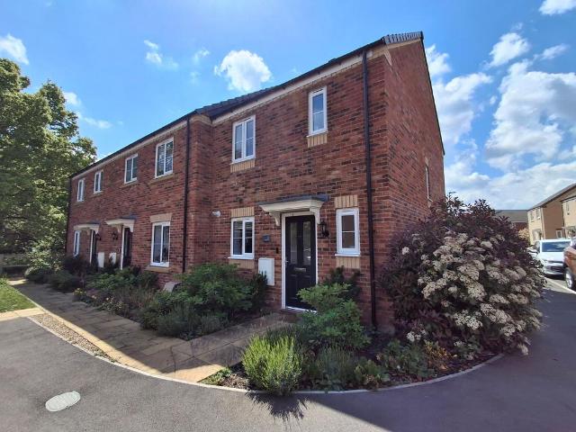 2 bedroom end of terrace house for sale