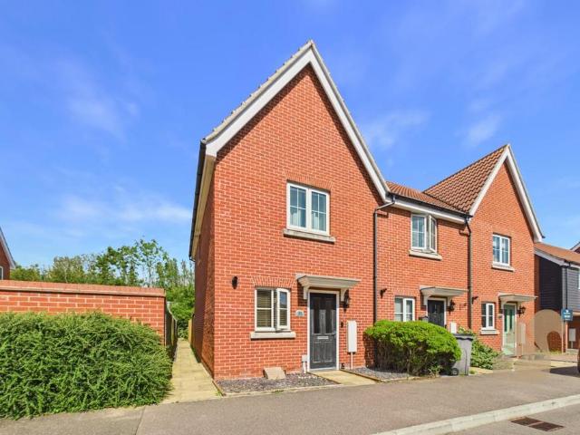 2 bedroom end of terrace house for sale