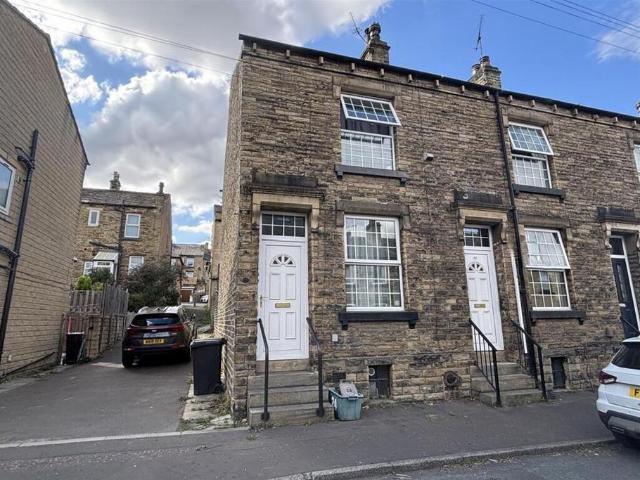 2 bedroom end of terrace house for sale