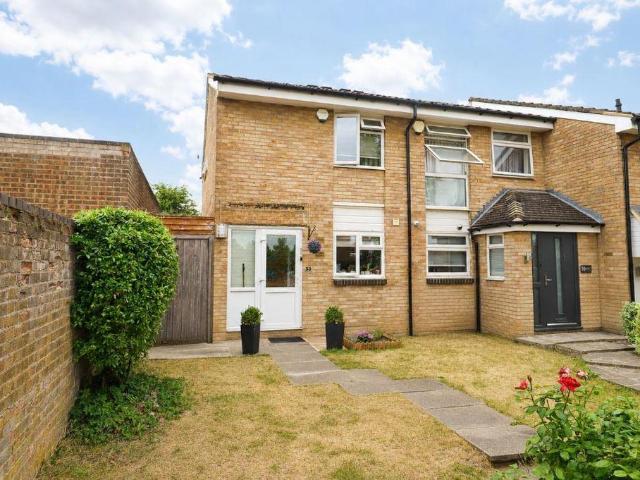 2 bedroom end of terrace house for sale