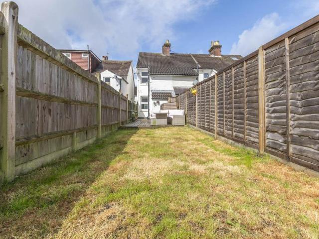 2 bedroom end of terrace house for sale