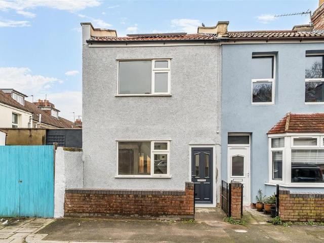 2 bedroom end of terrace house for sale