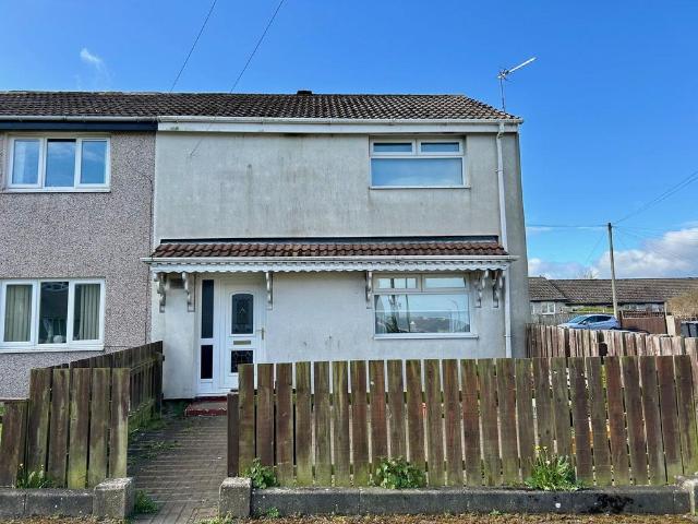 2 bedroom end of terrace house for sale