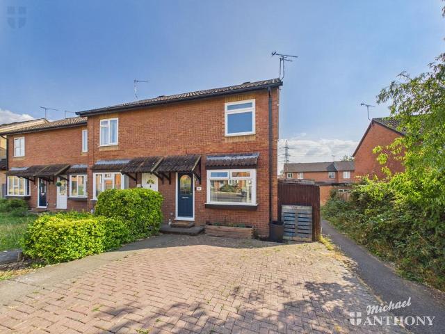 2 bedroom end of terrace house for sale