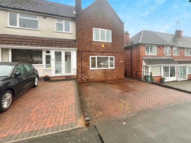 2 bedroom end of terrace house for sale