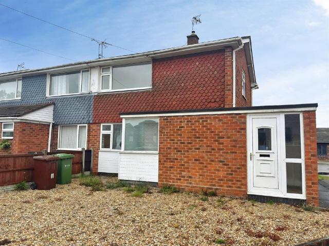 2 bedroom end of terrace house for sale