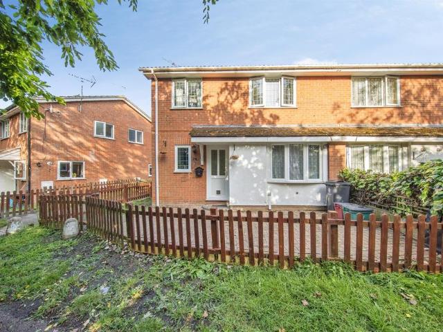 2 bedroom end of terrace house for sale