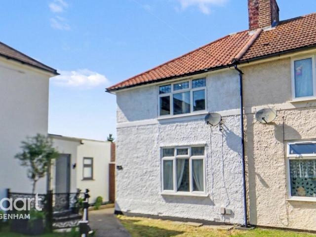 2 bedroom end of terrace house for sale