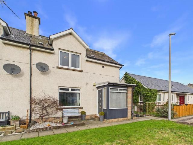 2 bedroom end of terrace house for sale