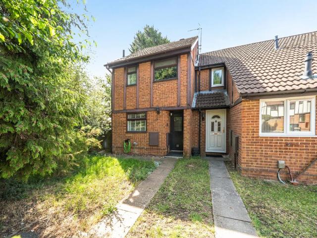 2 bedroom end of terrace house for sale