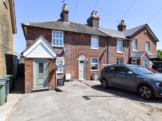 2 bedroom end of terrace house for sale