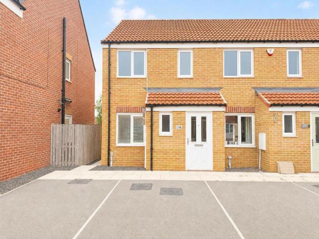 2 bedroom end of terrace house for sale